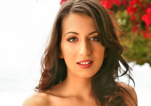 Jana Defi Displays Huge Natural Boobs Pinup Files Pictures Gallery